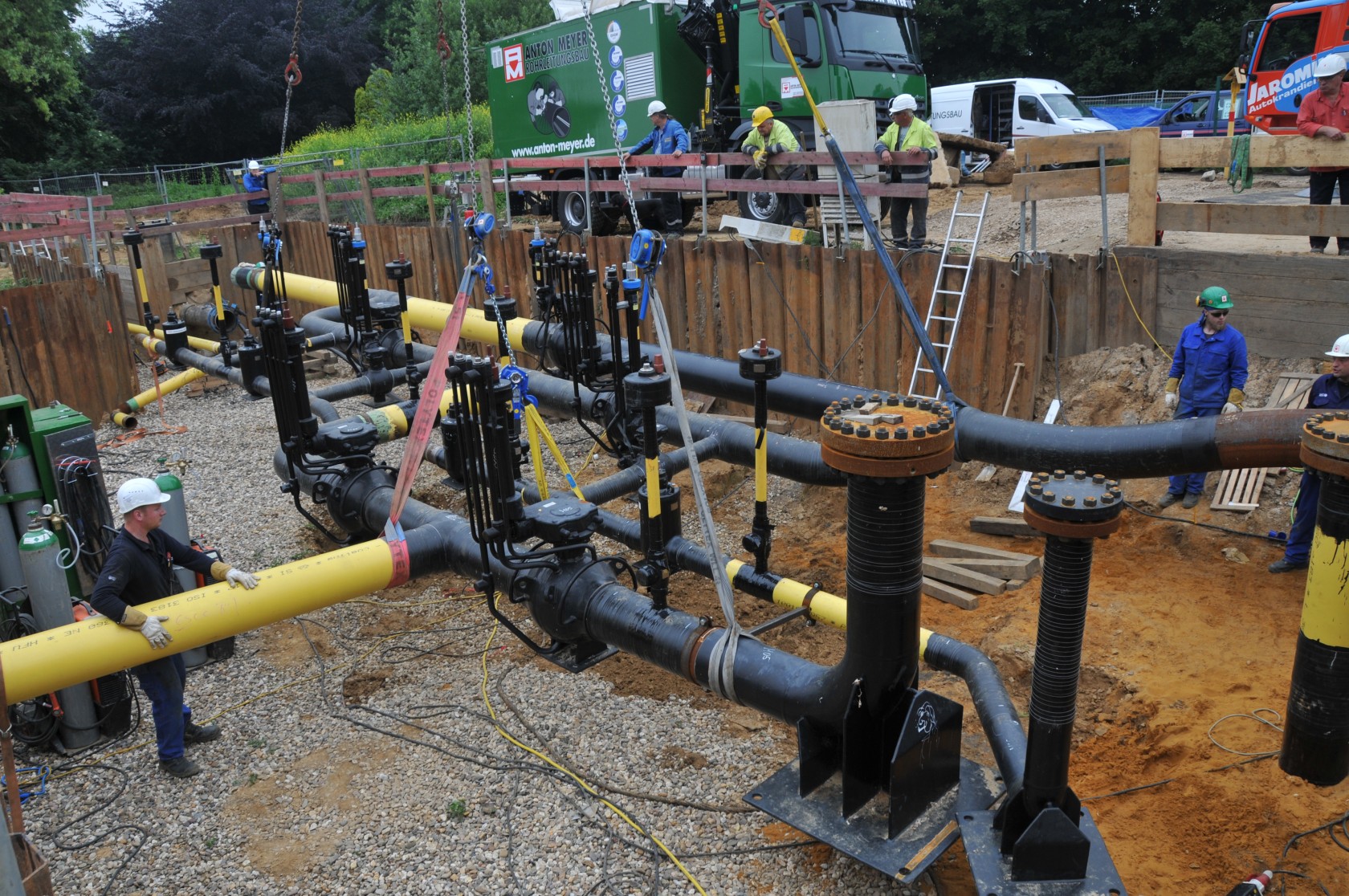 OGE DOROMI | Anton Meyer